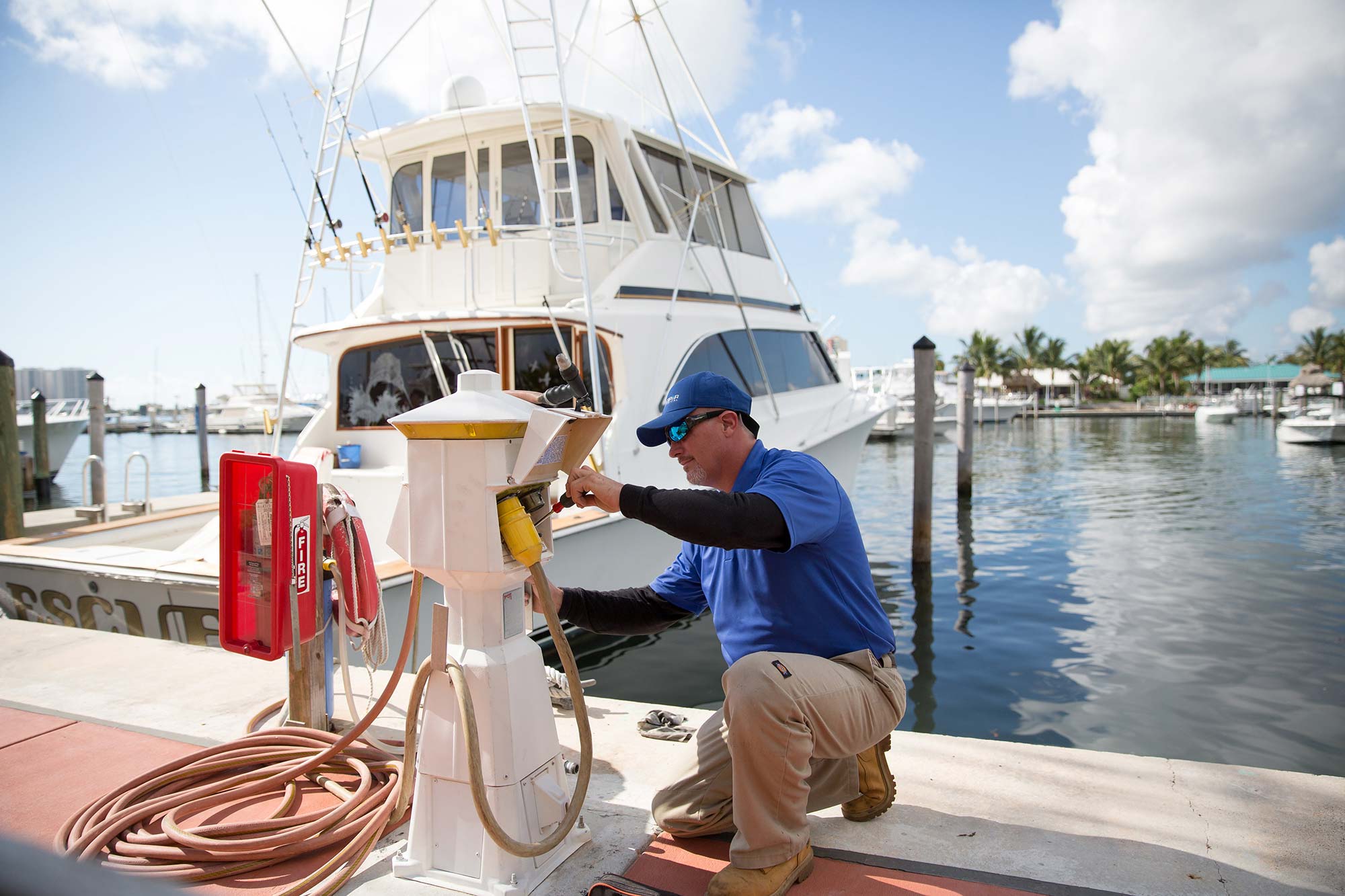 Marine Electronics for Palm Beach Gardens, FL - Electrical Contractor